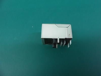 Cina il 1 x 1 nero magnetico J0011F01PNL d'abitazione dell'angolo retto PBT del supporto RJ45 Jack del PWB di Cat5e in vendita
