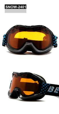 China ULTRAVIOLETA proteja las gafas antis de la snowboard de los niños de la niebla con la lente doble para los deportes de la nieve en venta