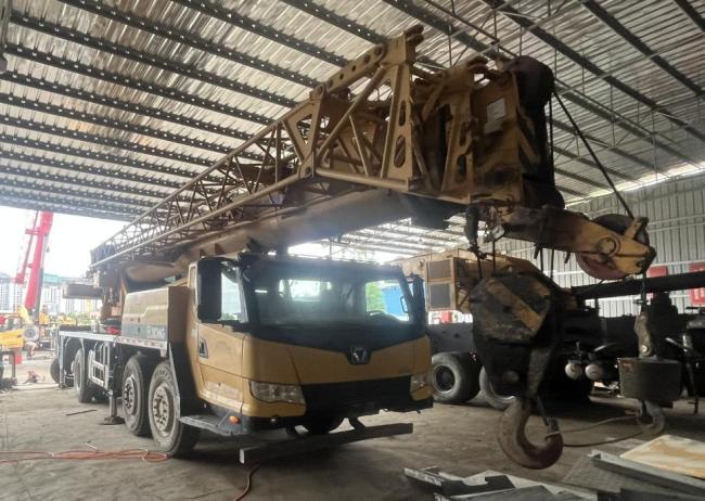 Xg 50t Mobile Crane Popular Model for Sell at Good Price