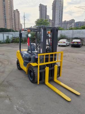 Κίνα Χρησιμοποιούμενο Komatsu 3 τόνων πετρελαιοκίνητο ανεμοφόρο 30 με 0-2000 ώρες εργασίας και εύκολη συντήρηση προς πώληση