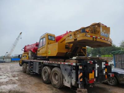 Chine Autres grues à cylindre hydraulique utilisées pour camions de 100 tonnes à 200 tonnes avec des performances améliorées à vendre
