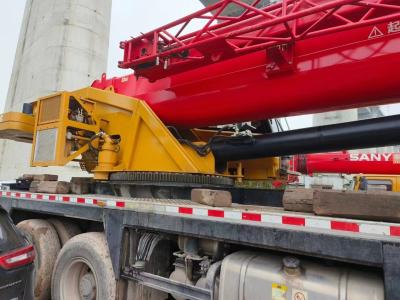 Chine Autres grues à cylindre hydraulique utilisées pour camions de 100 tonnes à 200 tonnes avec des performances améliorées à vendre