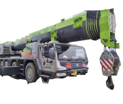 Chine Une grue utilisée de 200 tonnes avec d'excellentes performances et une charge maximale de levage 4.5 à vendre