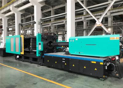 Cina macchina dello stampaggio ad iniezione 650T per i ricambi auto con automatico pieno in vendita