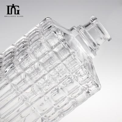 Chine Logo du client acceptable Bouteille en verre de 500 ml pour liqueur de vin spiritueux clair en forme carrée à vendre