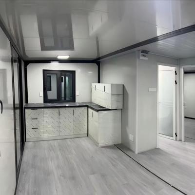 China Modern Expandable Steel Folding Container House Prefabricated 2-3 Bedroom Villa for Commercial Use 20 FT Model Available for sale