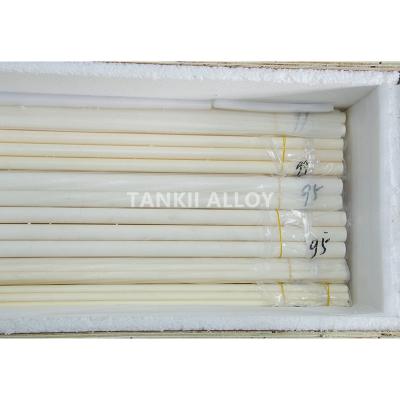 Chine Usage poreux blanc de tube d'alumine de la couleur Al2O3 résistant à l'isolation élevée à vendre