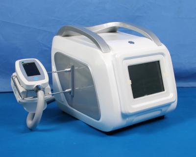 中国 220v/110v電圧CriolipolisisのCryoの任意単一のハンドルが付いている脂肪質の凍結機械 販売のため