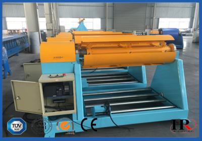 Cina 5T regolabili laminano a freddo la formazione della macchina il piatto d'acciaio colorato che lamina a freddo precedente in vendita