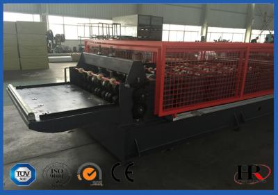 Chine Petit pain ridé de feuille de double couche formant la machine avec la station hydraulique à vendre