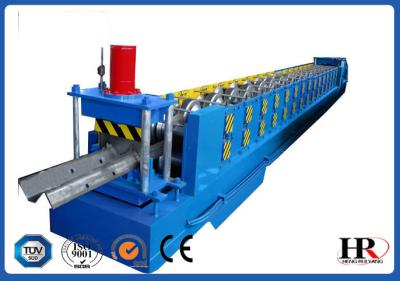 Cina Rotolo della guardavia della strada principale che forma macchina, rotolo del fascio di W che forma linea trasmissione a catena in vendita