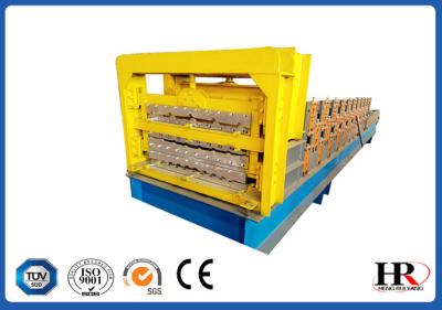 Cina Rotolo del pannello del tetto di tre strati che forma la linea dell'estrusione delle mattonelle metallo/della macchina in vendita