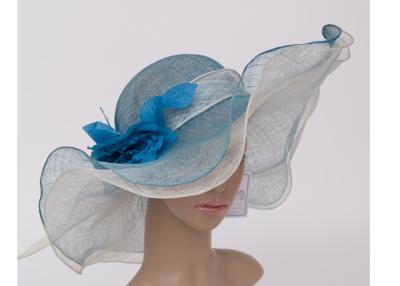 Cina Cappelli verde chiaro del ricevimento pomeridiano delle signore con il bordo molle ondulato di 14cm per il banchetto in vendita