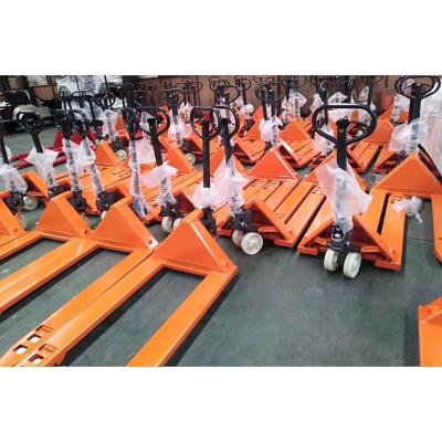 중국 2.5톤 Cby25 수동 팔레트 트럭 CE ISO SGS 인증서와 톱니 520X1070mm 판매용