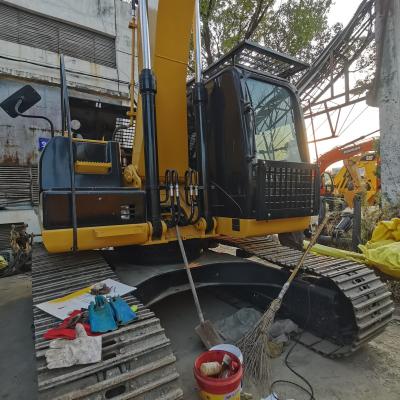 Good Condition Used CAT 320 Excavator in Japan with Year 2020 and Operating