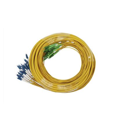 China Fibra SM pré-terminada de 24 núcleos LC UPC para LC APC Breakout Cabo de fibra óptica à venda
