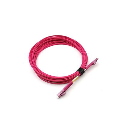 China Patch Cord Lc Duplex 2.0mm PVC LSZH PC - PC Multimodo OM4 Fibra Patch Cord à venda