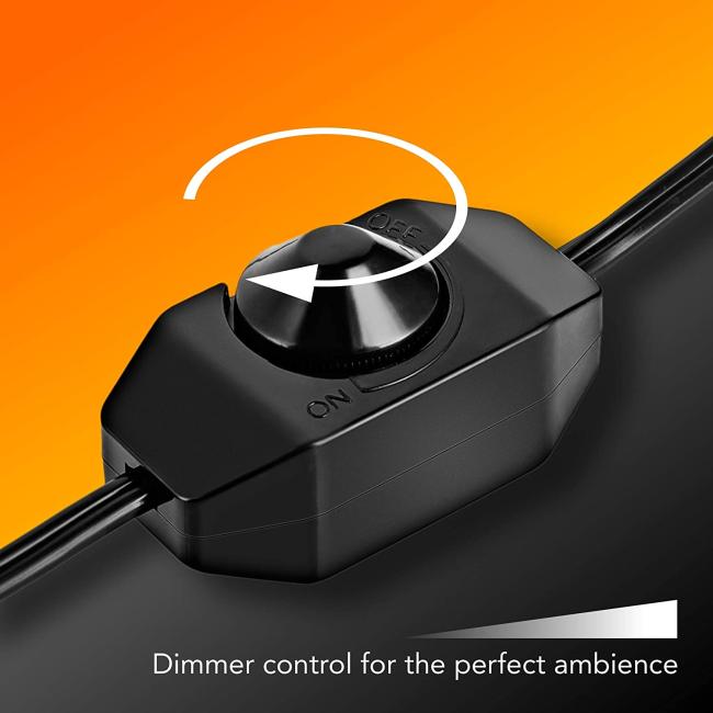 Power cord in use with lamp