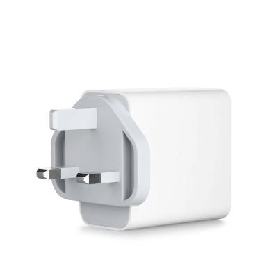 Chine Chargeur murale de téléphone portable de type UK Plug Fast Type C 5V 9V 12V 3A 15V 2.6A PD 36W 45W à vendre