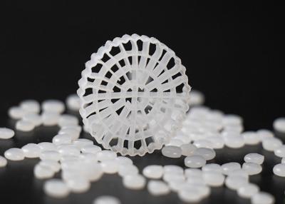 중국 랙티브셀 하얀 PE64 MBBR 바이오필터 매체 처녀 HDPE 재료 판매용