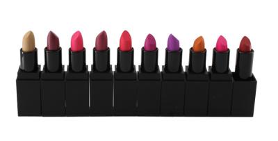 Chine Rouge à lèvres mat durable de velours facile au maquillage pour la marque de distributeur à vendre
