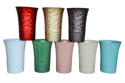 Cina Piantatrici di plastica alte decorative dei vasi da fiori 14x14cm del polipropilene robusto per l'esterno in vendita