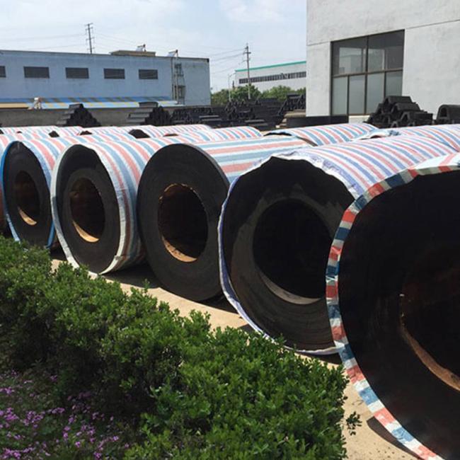 Cylindrical Marine Fender installation at dock
