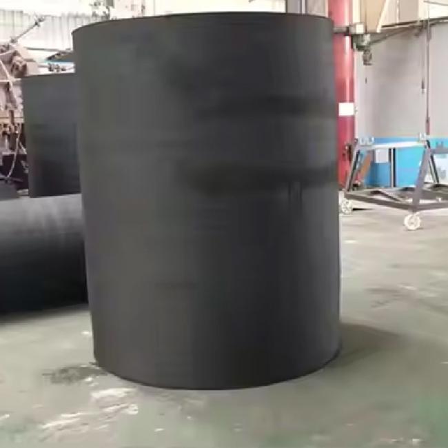 Close-up view of cylindrical fender mounting