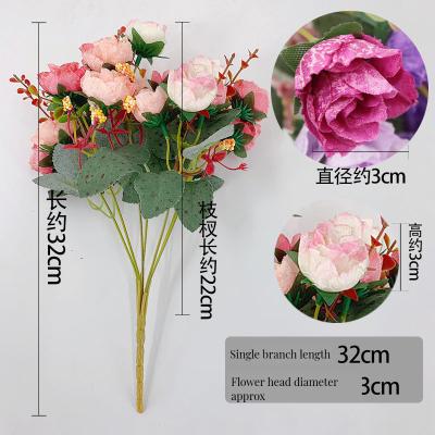 Chine De magnifiques roses en diamant artificiel en soie blanche pour les décorations de mariage à vendre