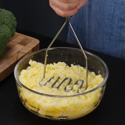 Chine Appareil de pressage de pommes de terre de cuisine en acier inoxydable avec poignée à vendre