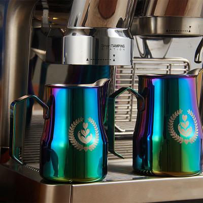 Chine Conception spéciale 350 ml/500 ml de fût de lait en acier inoxydable pour le café espresso stocké à vendre