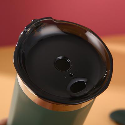 Chine Logo personnalisé Cube à eau sous vide en acier inoxydable pour bureau ou camping 350ml 450ml Capacité à vendre