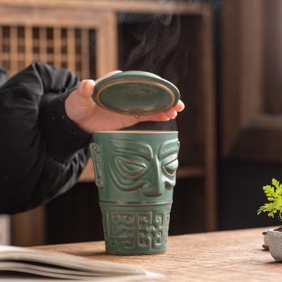 Chine Café de bureau ou cadeaux d'affaires durables tasse en céramique Sanxingdui avec couvercle et cuillère à vendre