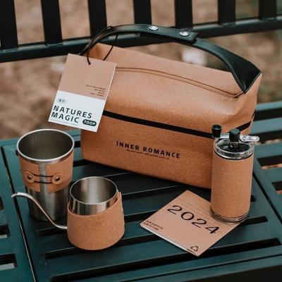 China Outdoor-Reise-Tasche Geschenke Box Verpackung Schleifmaschine Topf Kessel Gießen Sie über Kaffeemaschine Set zu verkaufen
