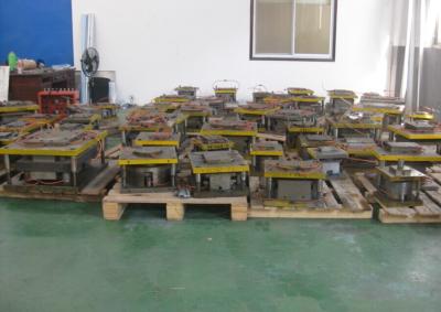 Cina La muffa professionale del piatto del di alluminio, contenitore della cavità di iso del CE multi modella in vendita