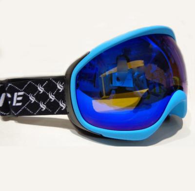 China De kleurrijke Beschermende brillen van de Sporten Directe Ski voor Vlakke Lichte/Gepolariseerde Snowboarding-Beschermende brillen Te koop