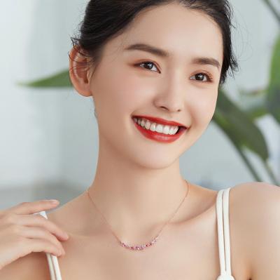 중국 여자 40cm 체인 사파이어 클러스터 목걸이 0.22ct 다이아몬드 플라워 클러스터 펜던트 판매용