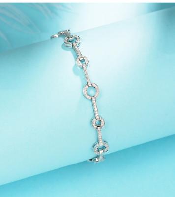 중국 여자의 18K 금 다이아몬드 브레이슬릿 0.73 ct 17.5 센티미터 반지 버클 판매용