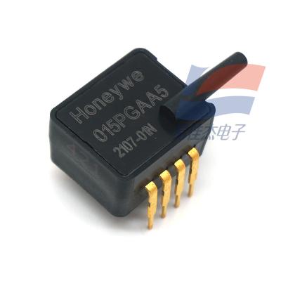 中国 ASDXRRX015PGAA5 15 Psi Through Hole Pressure Sensor ボードマウントセンサー 2%の精度で 販売のため