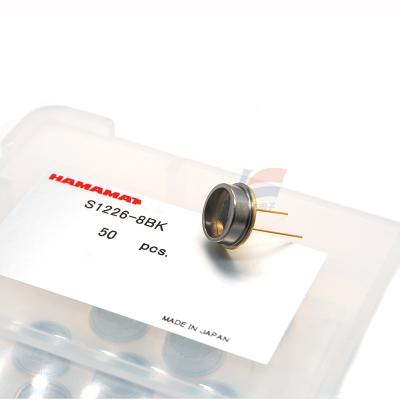 China El fotodiodo de silicio de alta fiabilidad YJJ S1226-8BK es adecuado para la fotometría de precisión desde ultravioleta hasta luz visible en venta