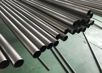 Κίνα Άνευ ραφής βαθμός 2 25 X 0,7 X 8000MM σωλήνων τιτανίου συνήθειας για τους ανταλλάκτες θερμότητας προς πώληση