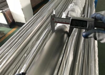 Κίνα Άνευ ραφής βαθμός 2 25 X 0,7 X 8000MM σωλήνων τιτανίου συνήθειας για τους ανταλλάκτες θερμότητας προς πώληση