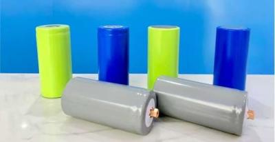 Chine Cellules Lifepo4 rechargeables cylindrique de 3.2V 6.0Ah 32700 2000 cycles à vendre