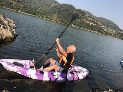Κίνα Καθίστε στο κορυφαίο αλιευτικό κανό Κάιακ με 60 κιλά / 132 λίβρες χωρητικότητα φορτίου και προηγμένη τεχνολογία προς πώληση