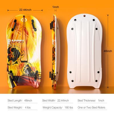 Chine Adulte 122cm Woowove personnalisé en mousse de planche à neige HDPE plastique traîneau à neige avec 2 poignées tirer la corde à vendre