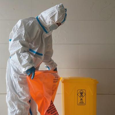 Cina Sacchetti della spazzatura a base di sigillo stellare ad alta resistenza su rotolo con certificato di compost OK in vendita