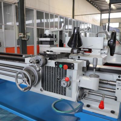China GOLDCNC CA6140 universal lathe machine metal lathes for sale à venda