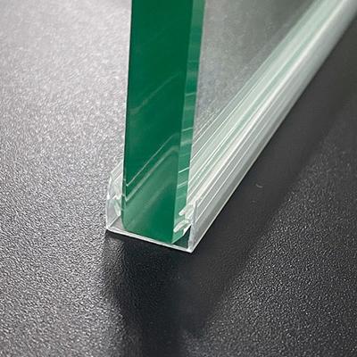 Chine La Co a expulsé la bande en verre de porte du calfeutrer 10mm de PVC imperméable à vendre