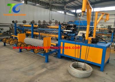 Cina Cavo Mesh Making Machine del Plc Diamond Shape Cyclone 1.8mm in vendita
