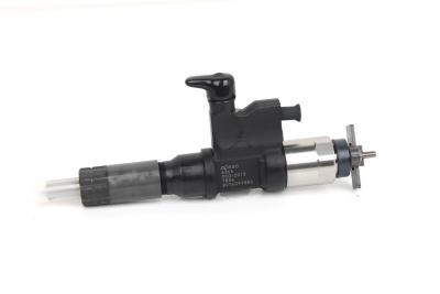 中国 掘削機エンジンの正規部品 4HK1T用のノズル組 8-97609788-3 販売のため